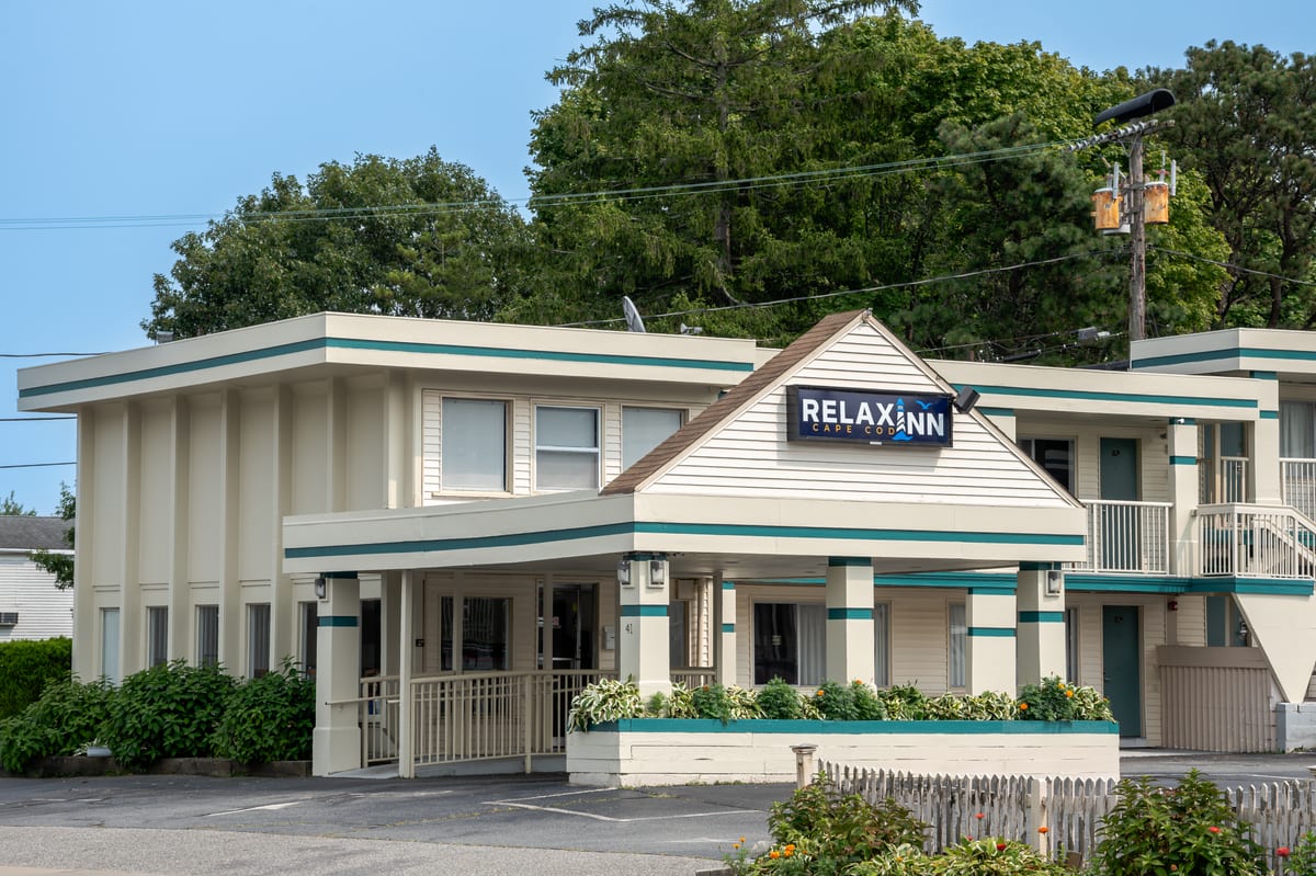 Relax Inn Cape Cod | Motel on Route 28 West Yarmouth